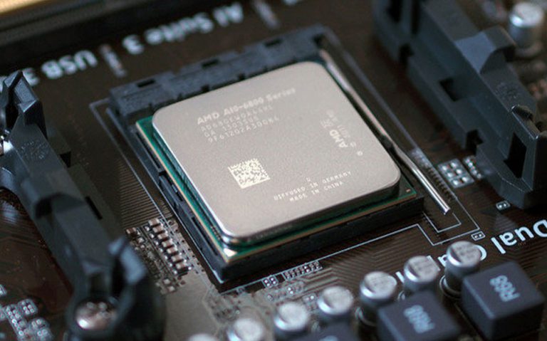 نصب سی پی یو (CPU) روی مادربورد + آموزش تصویری